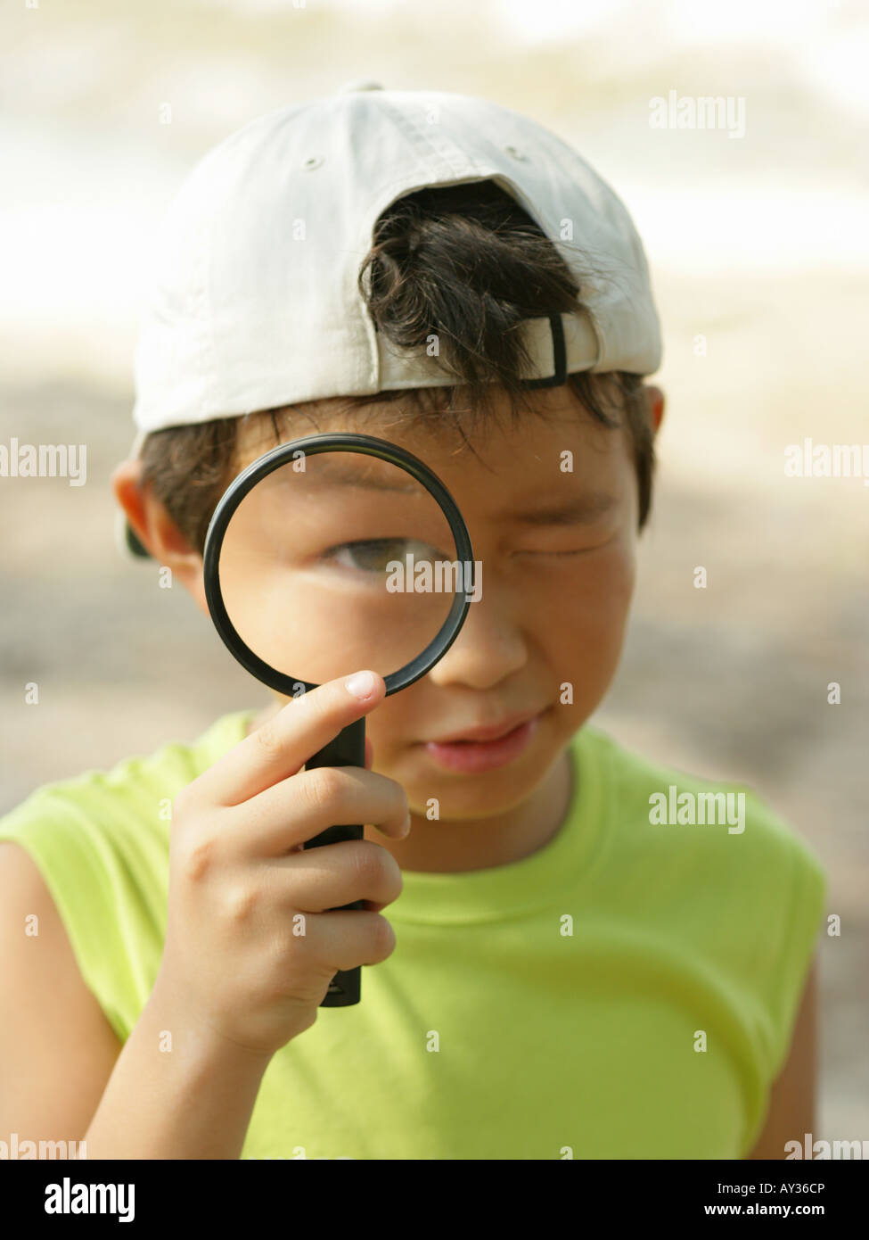 Magnifying glass hand black child hi-res stock photography and images ...