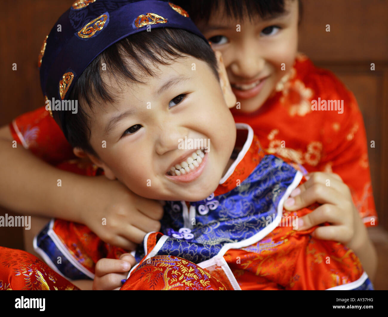 Chinese asian sister and brother 5 6 hi-res stock photography and ...