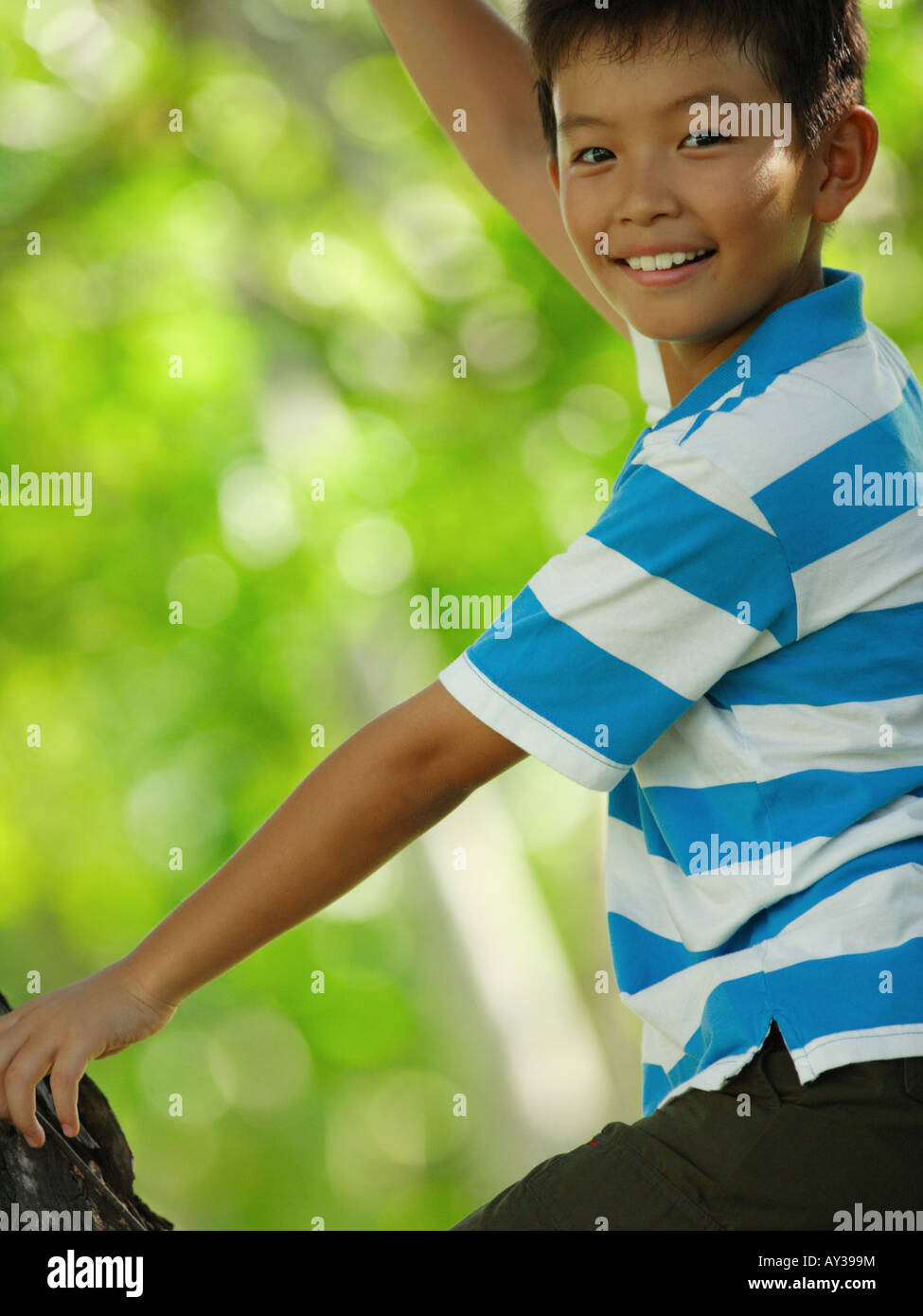 Portrait of a boy smiling Stock Photo - Alamy