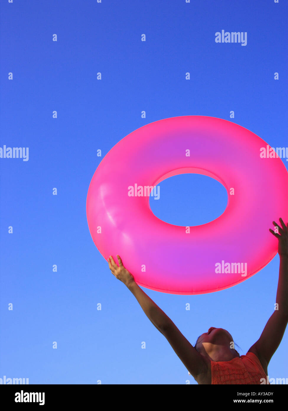 Tube holding inner hi-res stock photography and images - Alamy