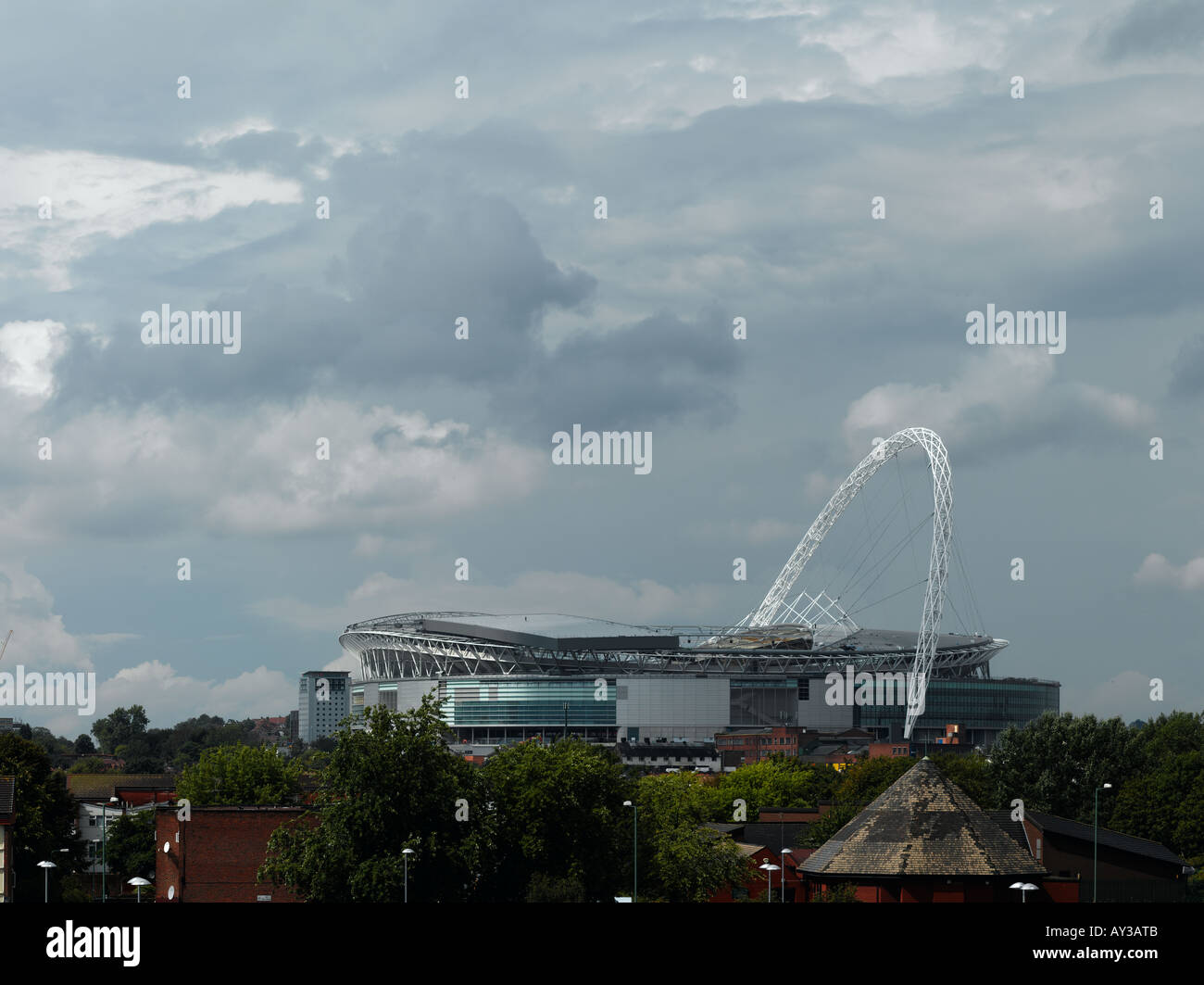 Norman foster wembley hi-res stock photography and images - Alamy