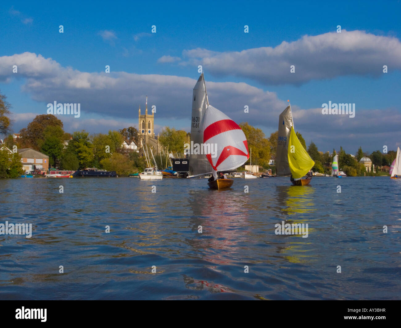 Europe UK england london hampton sailing Stock Photo - Alamy