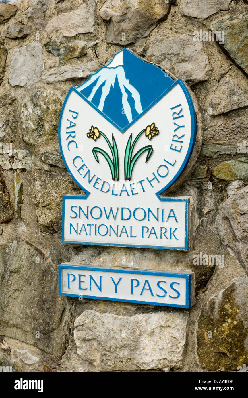 Y sign hi-res stock photography and images - Alamy