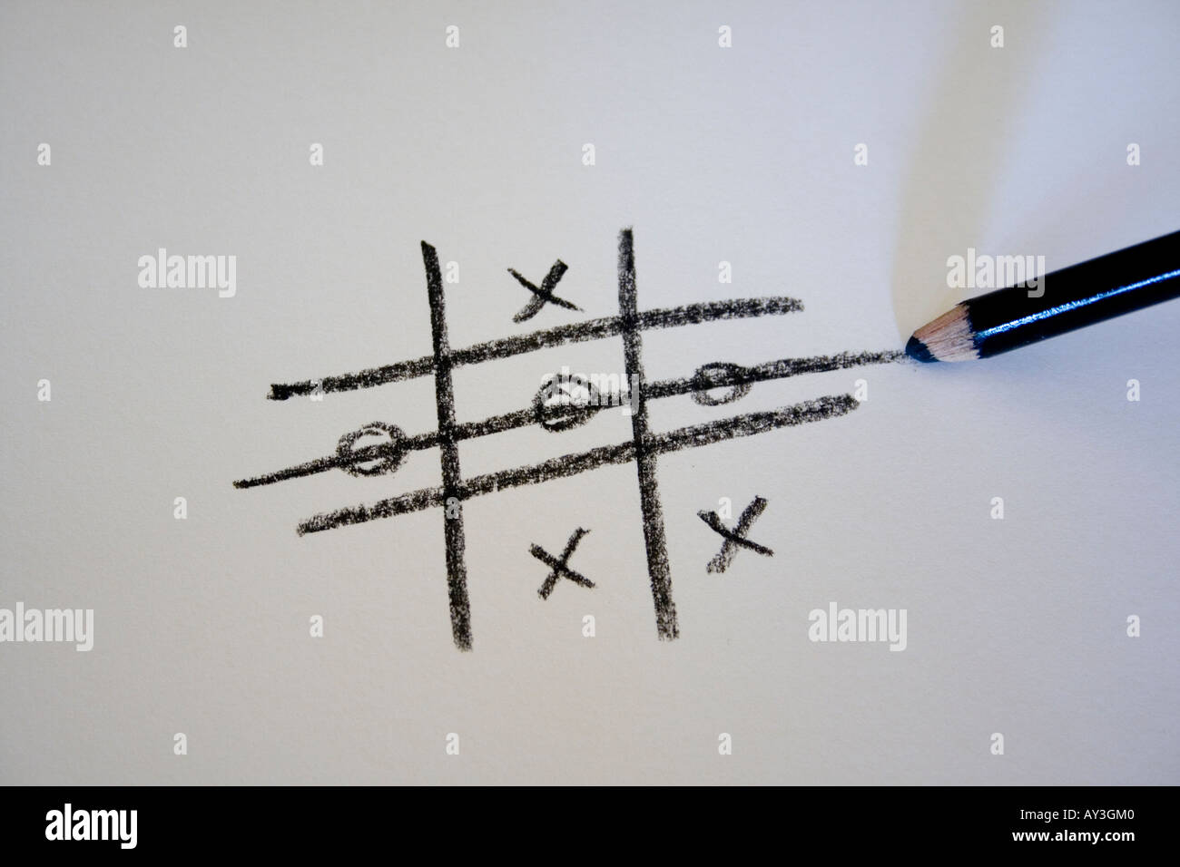 Tic tac toe hi-res stock photography and images - Alamy
