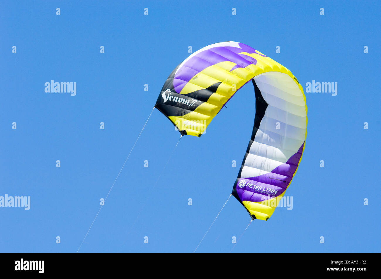 Dancing kites hi-res stock photography and images - Alamy