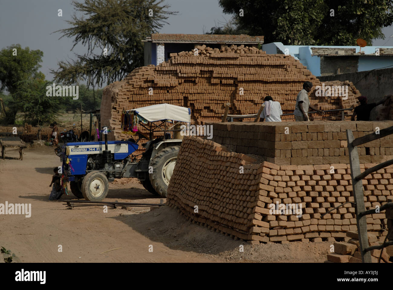 Kiln fired bricks hi-res stock photography and images - Alamy