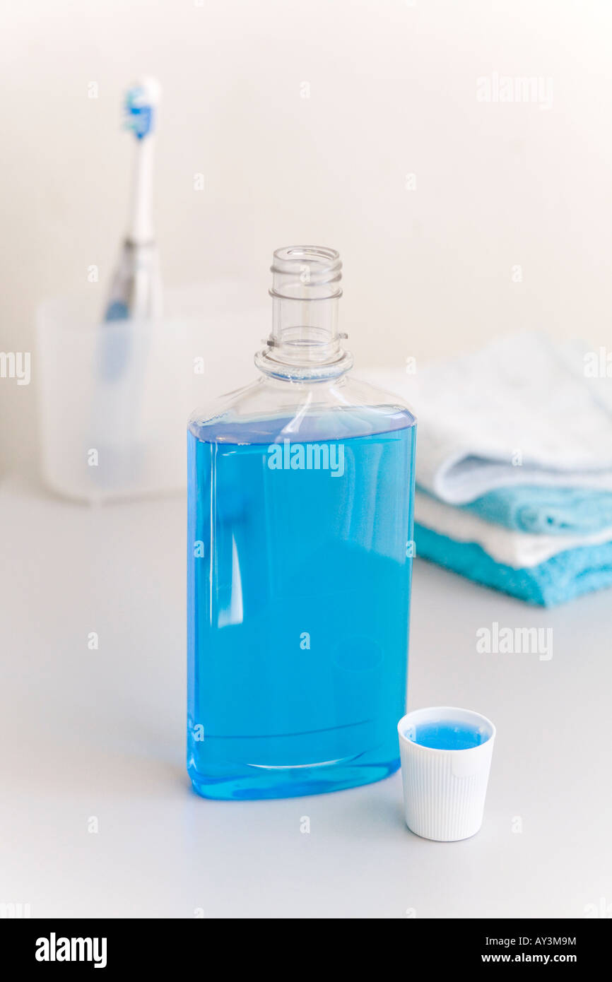 Mouthwash, Blue Mouthwash, Dental Hygiene, Bottle of Mouthwash Stock ...