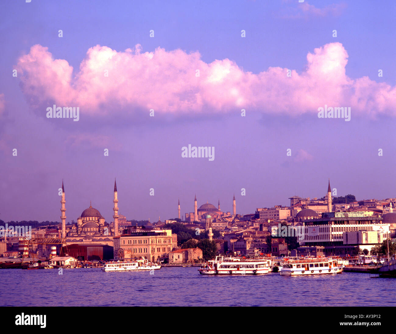Turkey Istanbul skyline Stock Photo - Alamy