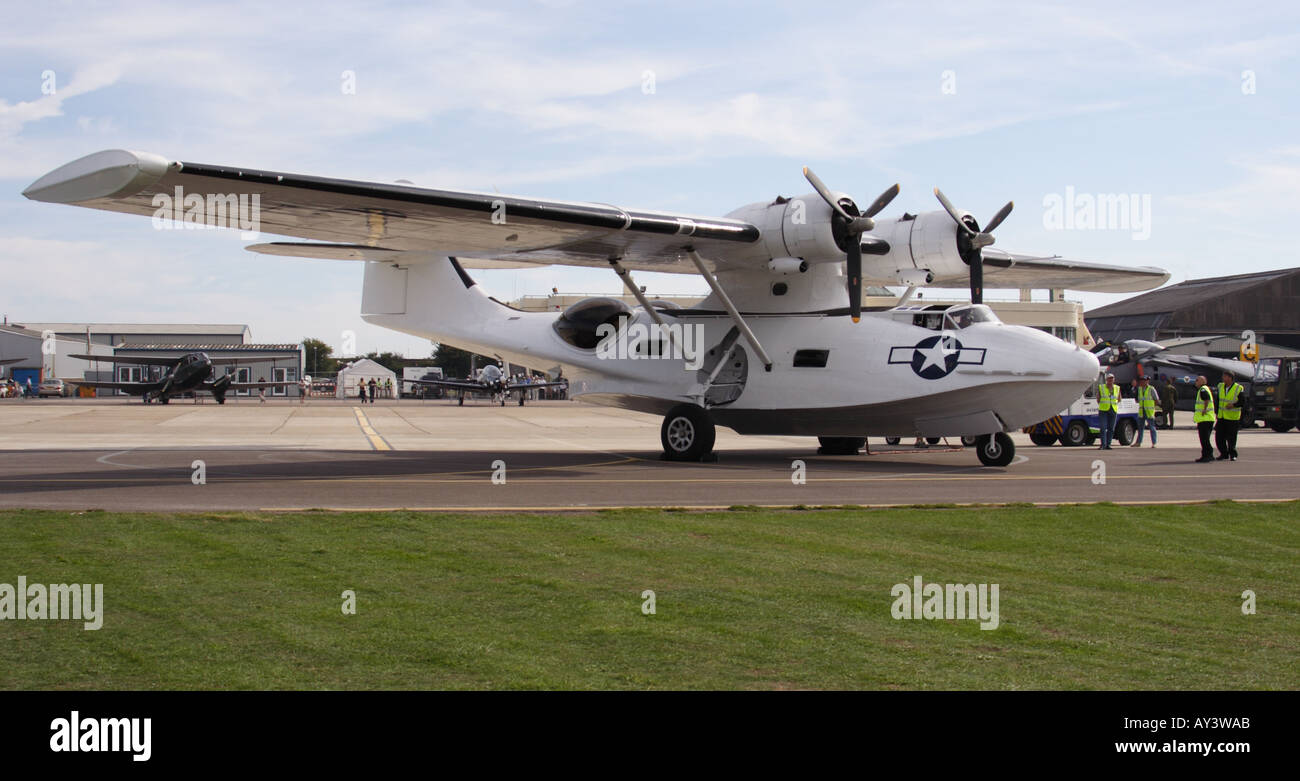 Catalina sea plane hi-res stock photography and images - Alamy