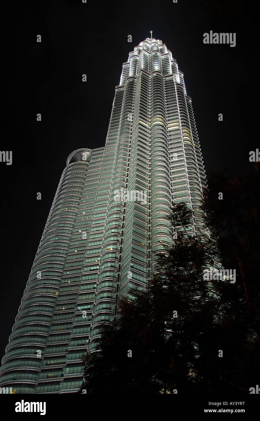 Portrait night shot of illuminated Petronas Twin Towers Kuala Lumpur ...