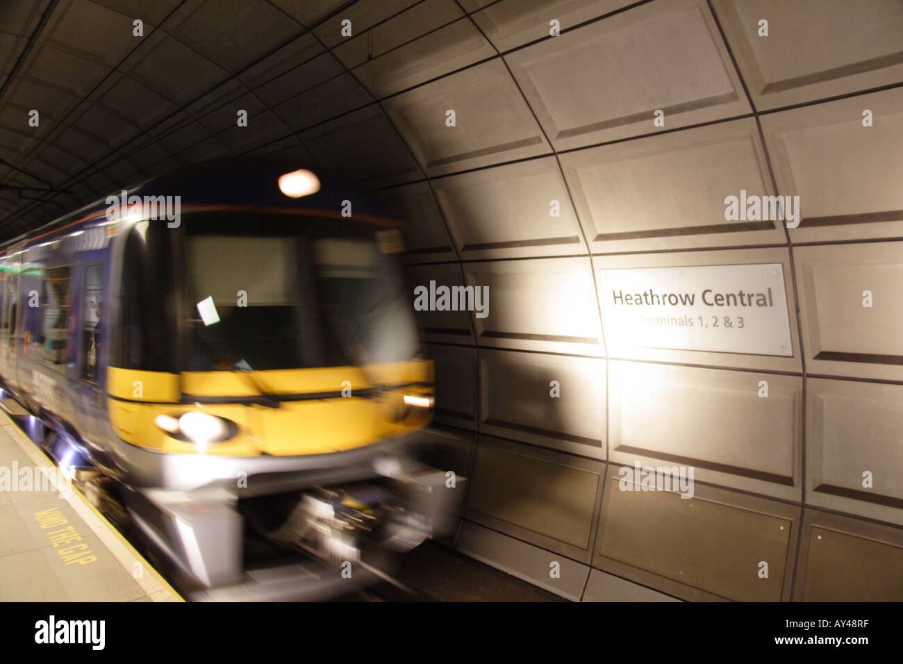 Heathrow Express Train High Resolution Stock Photography and Images - Alamy