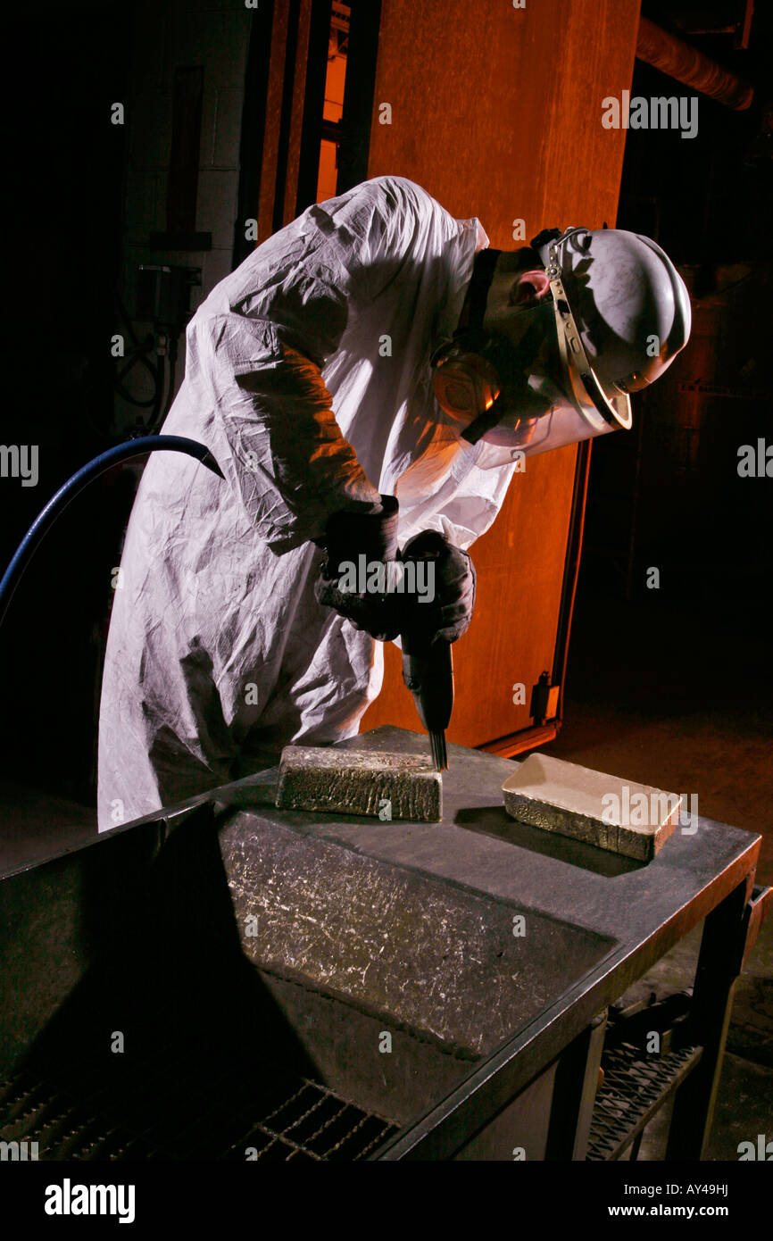 Precious metals refining hi-res stock photography and images - Alamy