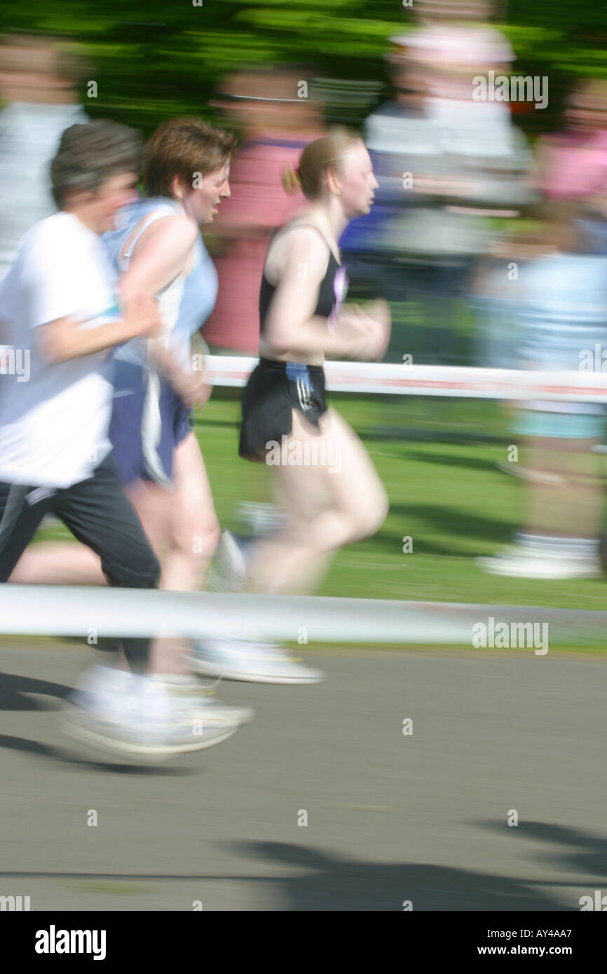 Runners competing in race hi-res stock photography and images - Alamy