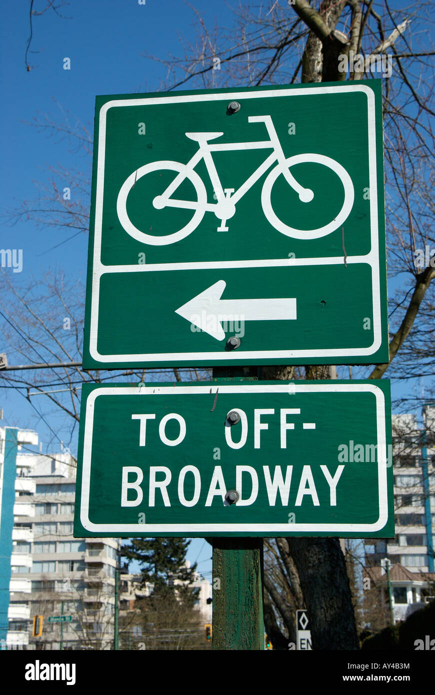 Bike route sign Stock Photo - Alamy