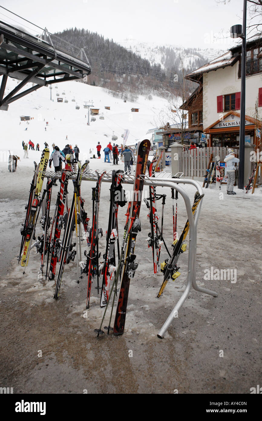 Ski rack hi-res stock photography and images - Alamy