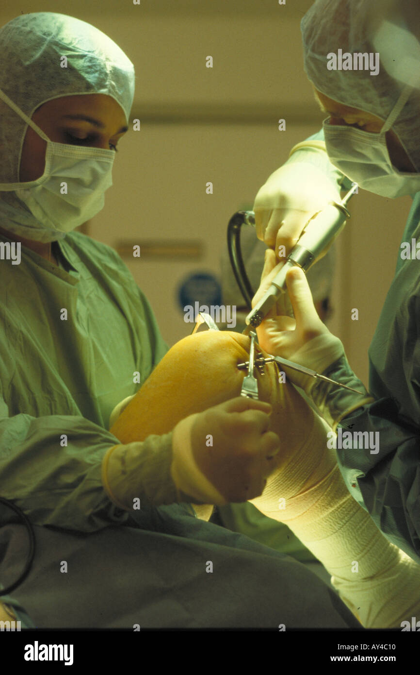 Keyhole surgery hi-res stock photography and images - Alamy