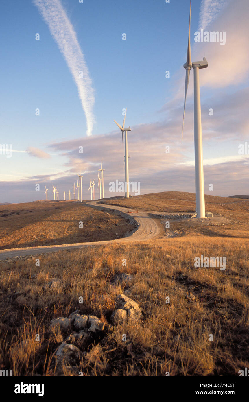 Wind turbines at Sunset in a wind Farm Stock Photo - Alamy