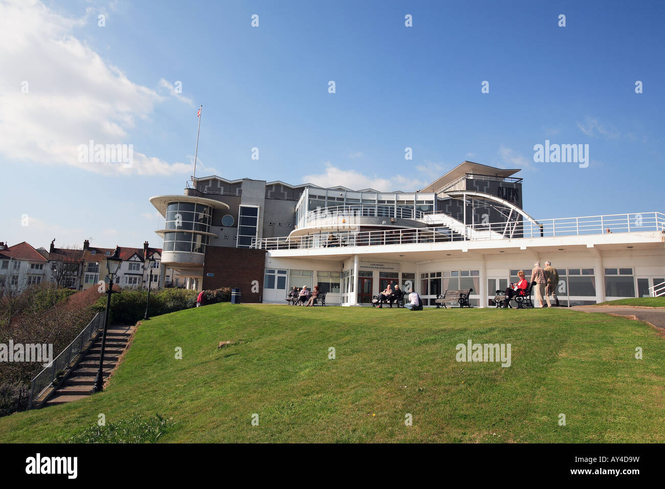 united kingdom essex southend on sea cliffs pavilion Stock Photo - Alamy