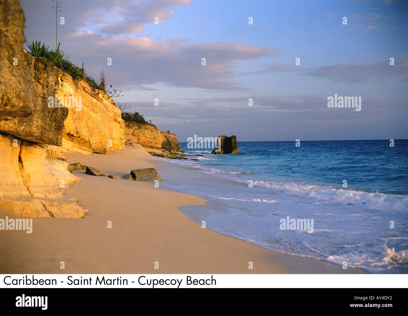 Cupecoy beach hi-res stock photography and images - Alamy