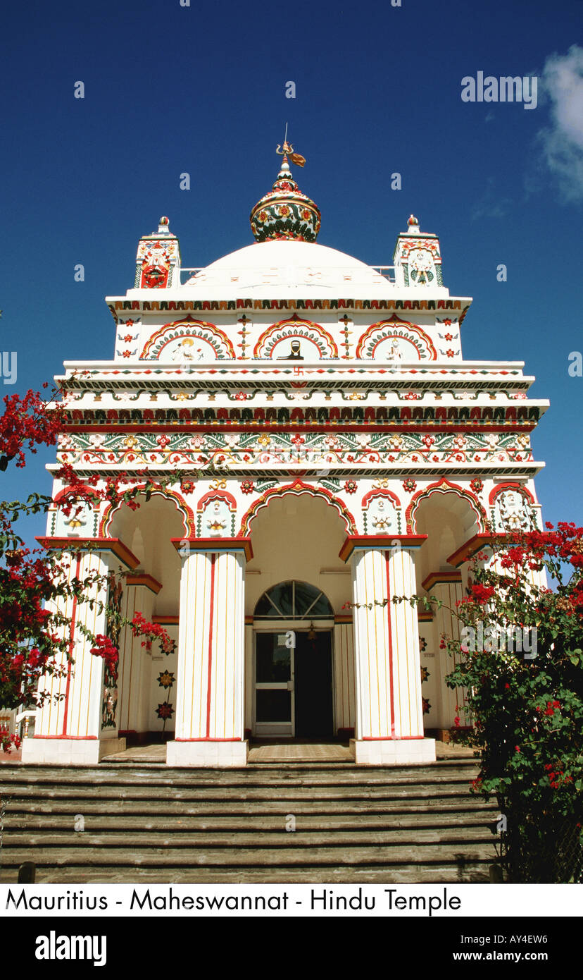 Decorated entrance hindu temple hi-res stock photography and images - Alamy