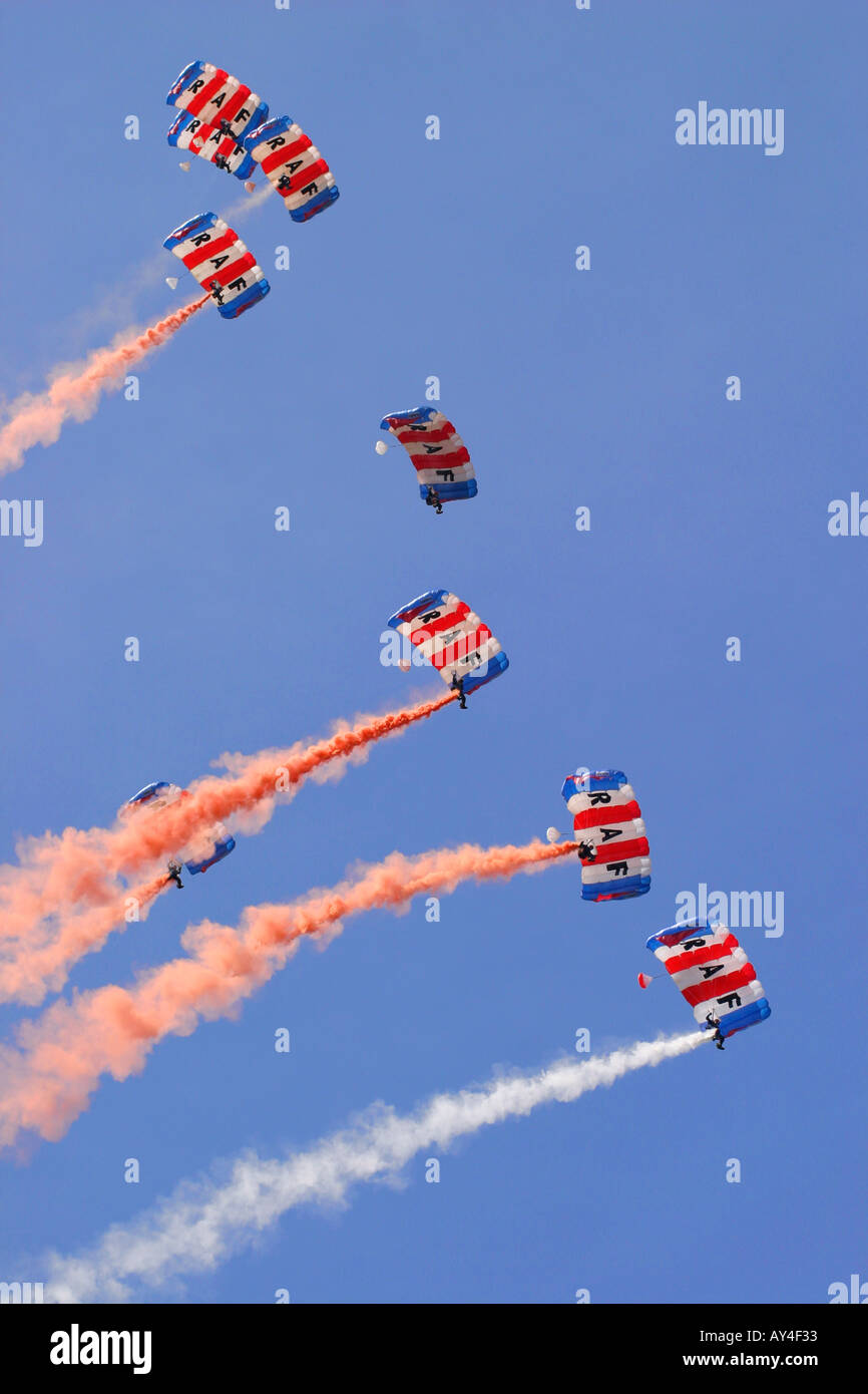 RAF Falcons parachute display team 2004 Stock Photo - Alamy