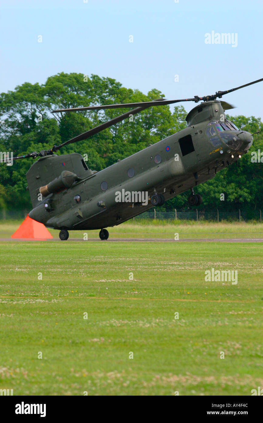 RAF Boeing Chinook balanced on rear wheels Airshow party trick Cosford ...