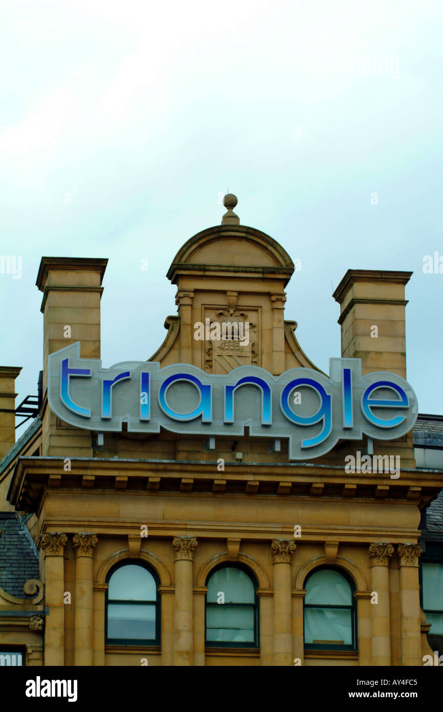 Manchester triangle shopping mall hi-res stock photography and images ...