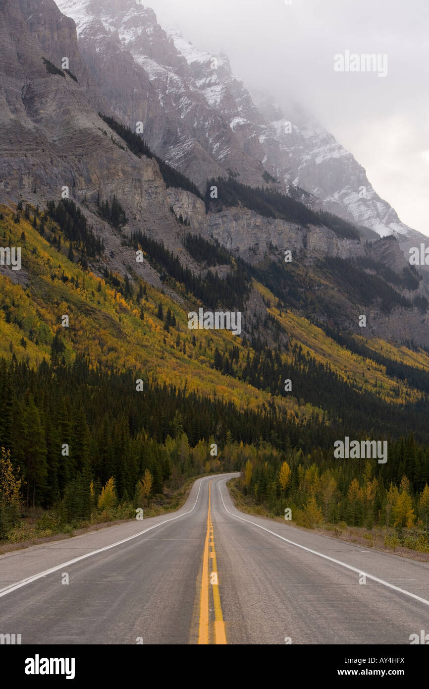 The Icefields Parkway route between Banff and Jasper in Banff Jasper ...
