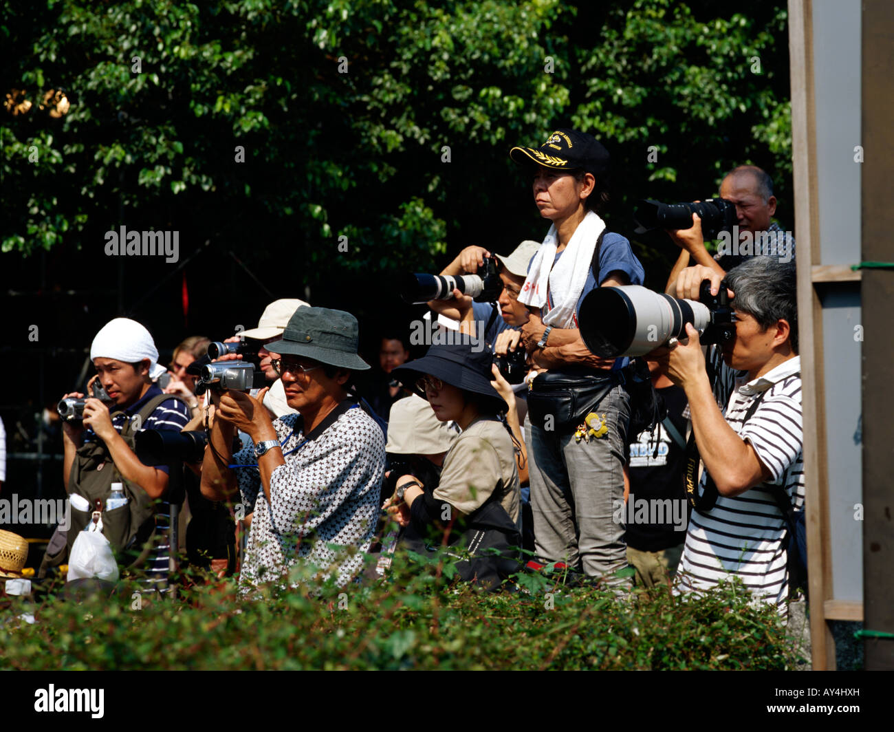 Japanese photographers at an event in Yoyogi Park Tokyo Stock Photo - Alamy