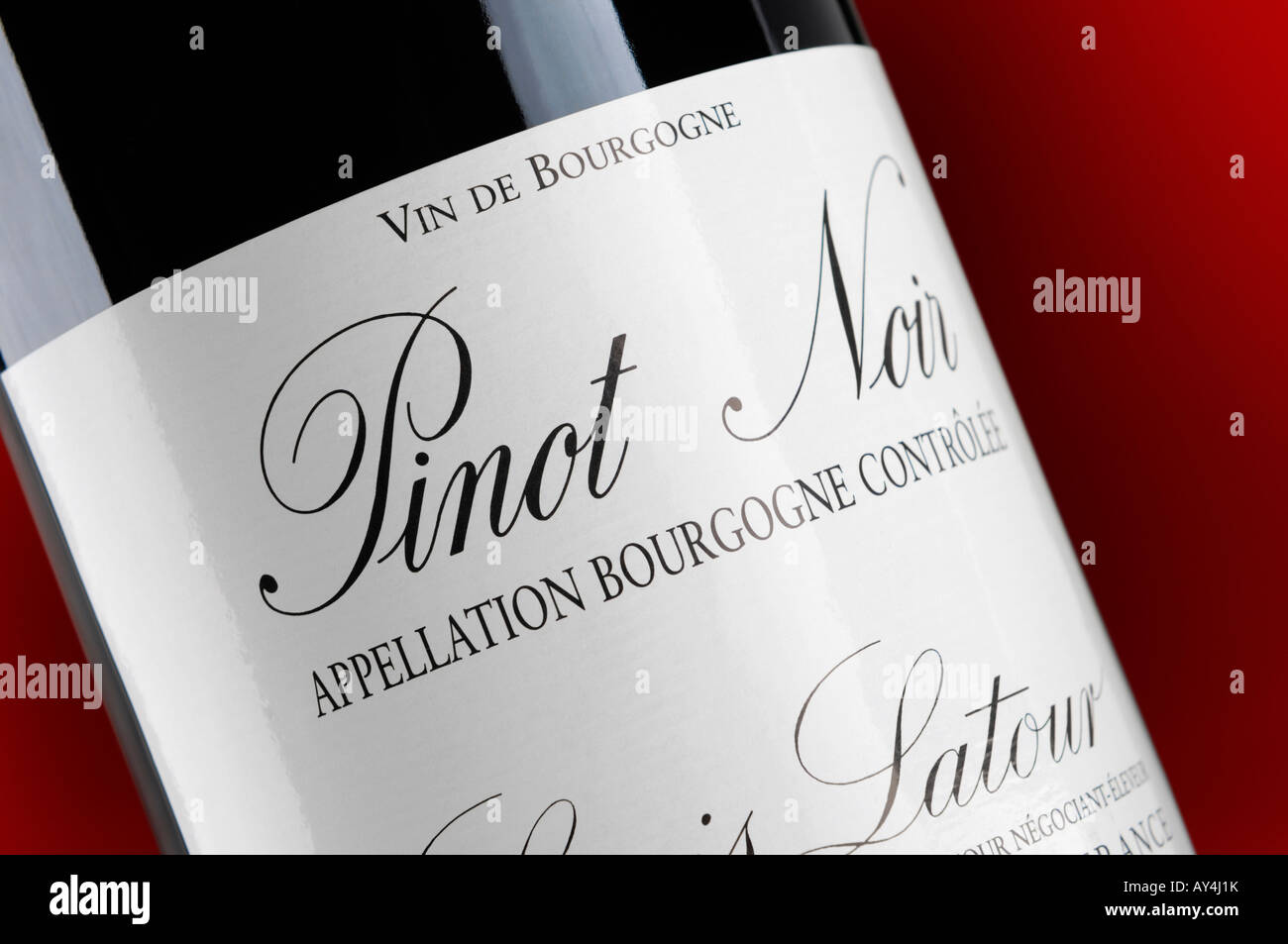 Bottle of Pinot Noir wine Stock Photo - Alamy