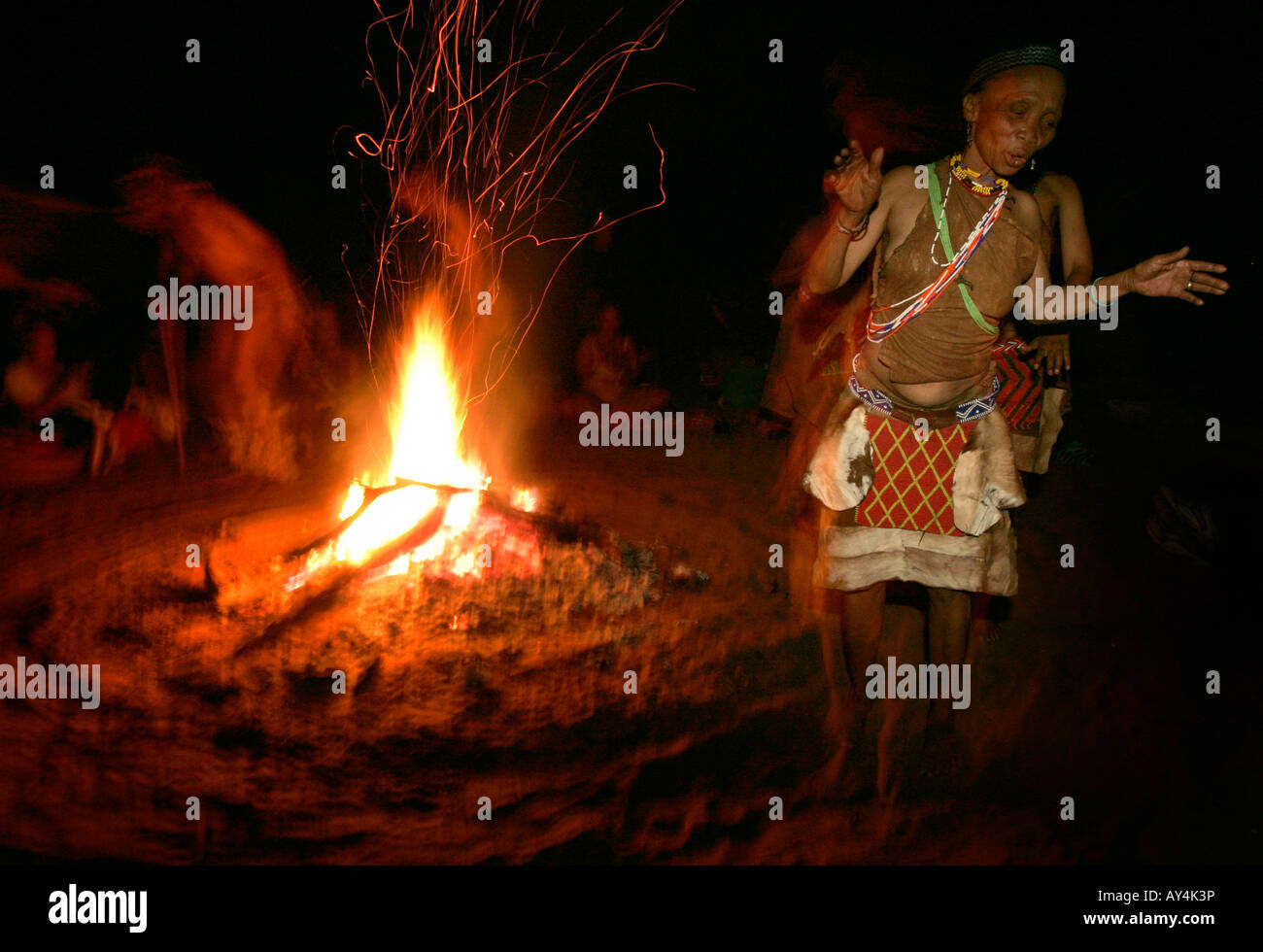 Woman dancing around a fire hi-res stock photography and images - Alamy