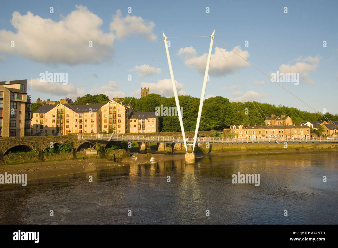Lancaster river lune millennium bridge hi-res stock photography and ...