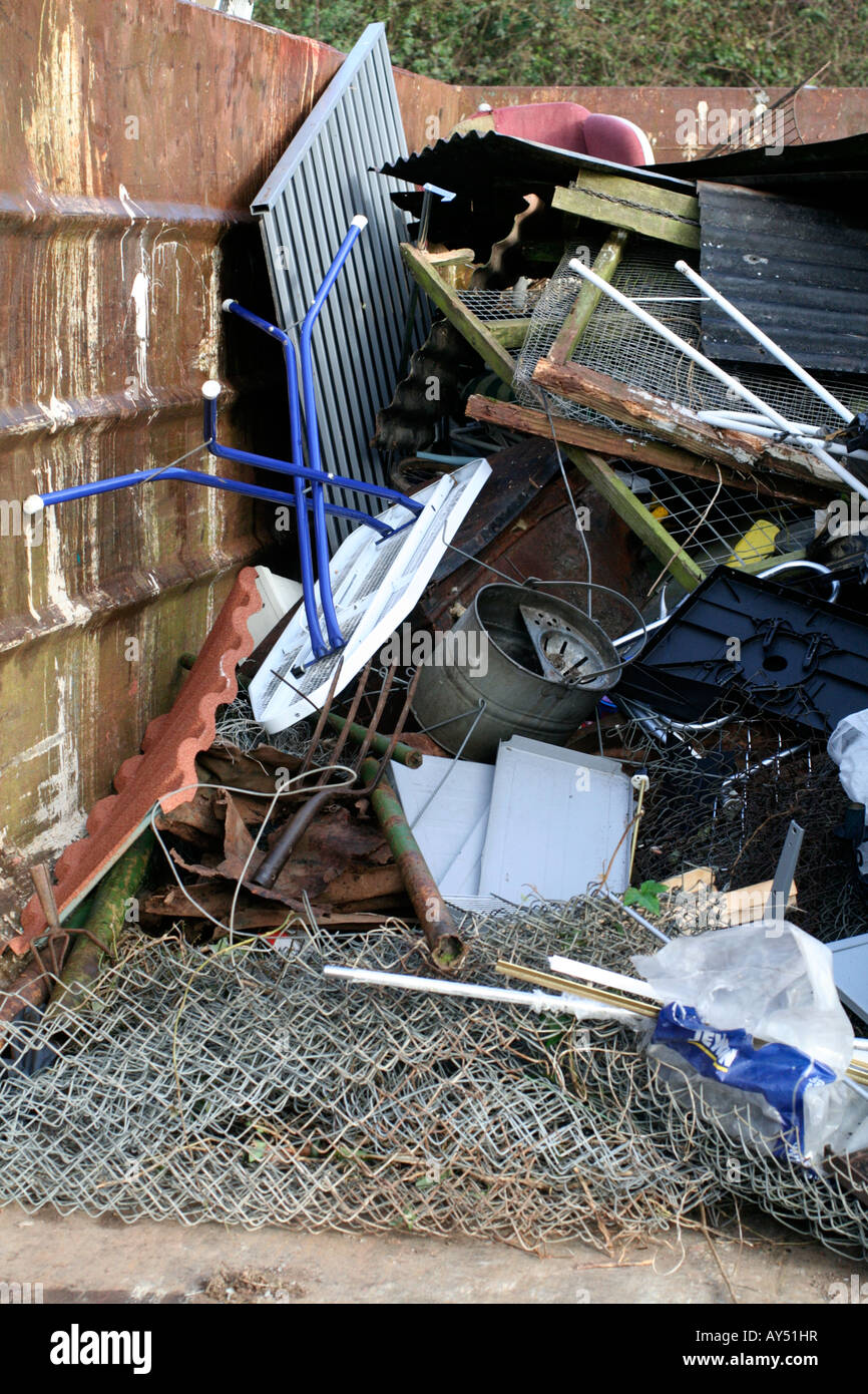 Rubbish waste recycling segregation metal iron steel container skip hi ...