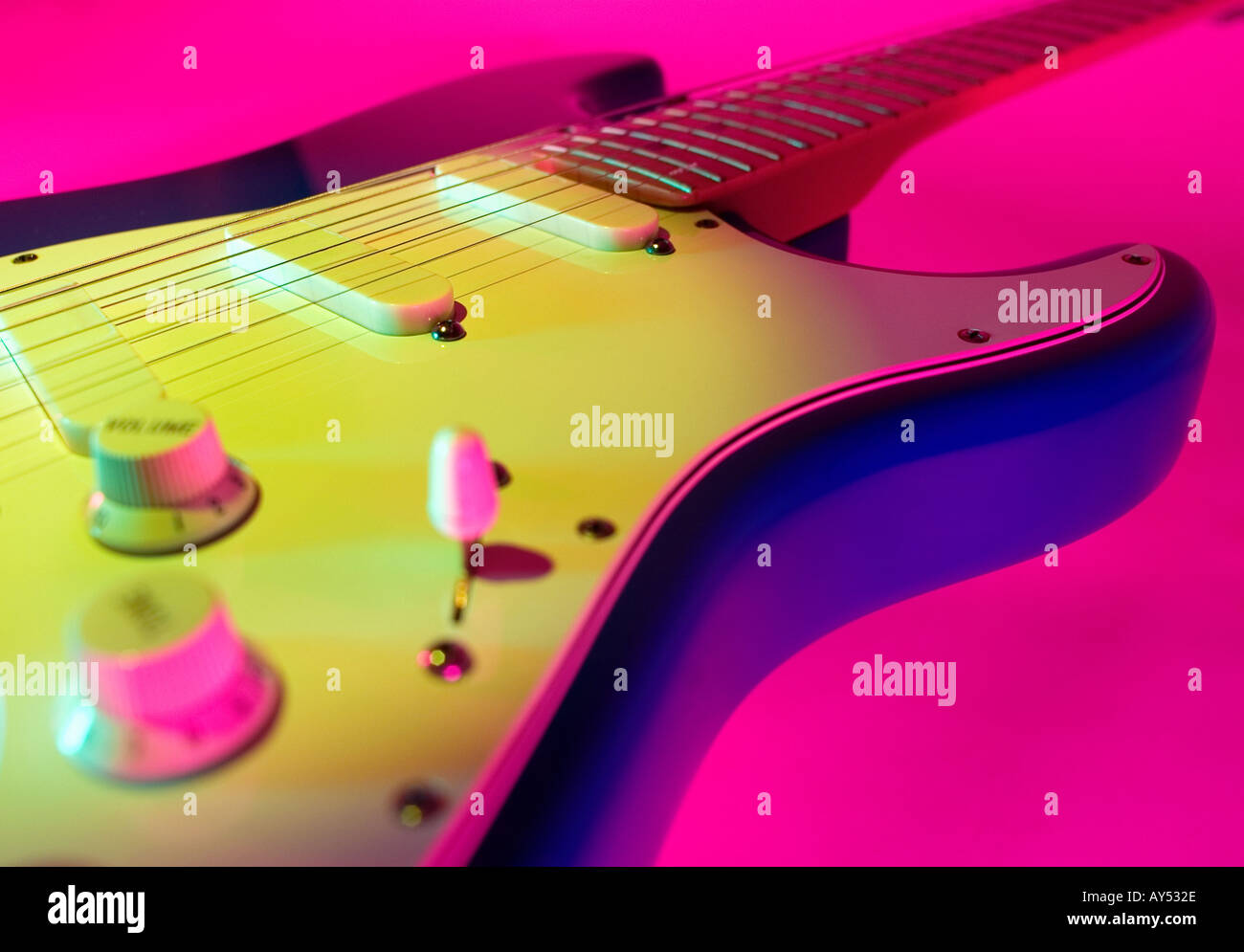 ELECTRIC GUITAR FENDER PLAYING MUSIC Stock Photo - Alamy