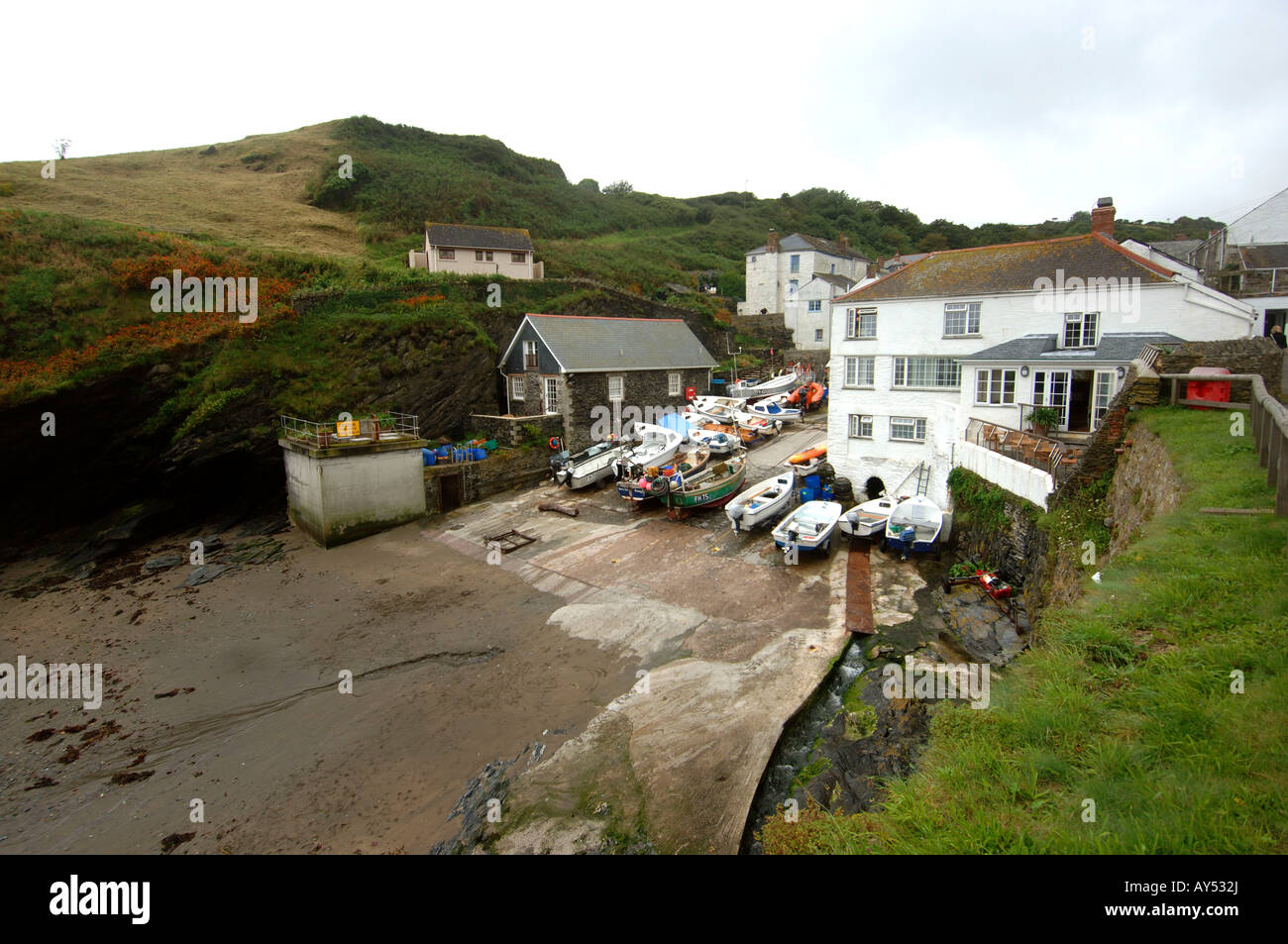 Cornwall the harbour of Portloe Stock Photo - Alamy