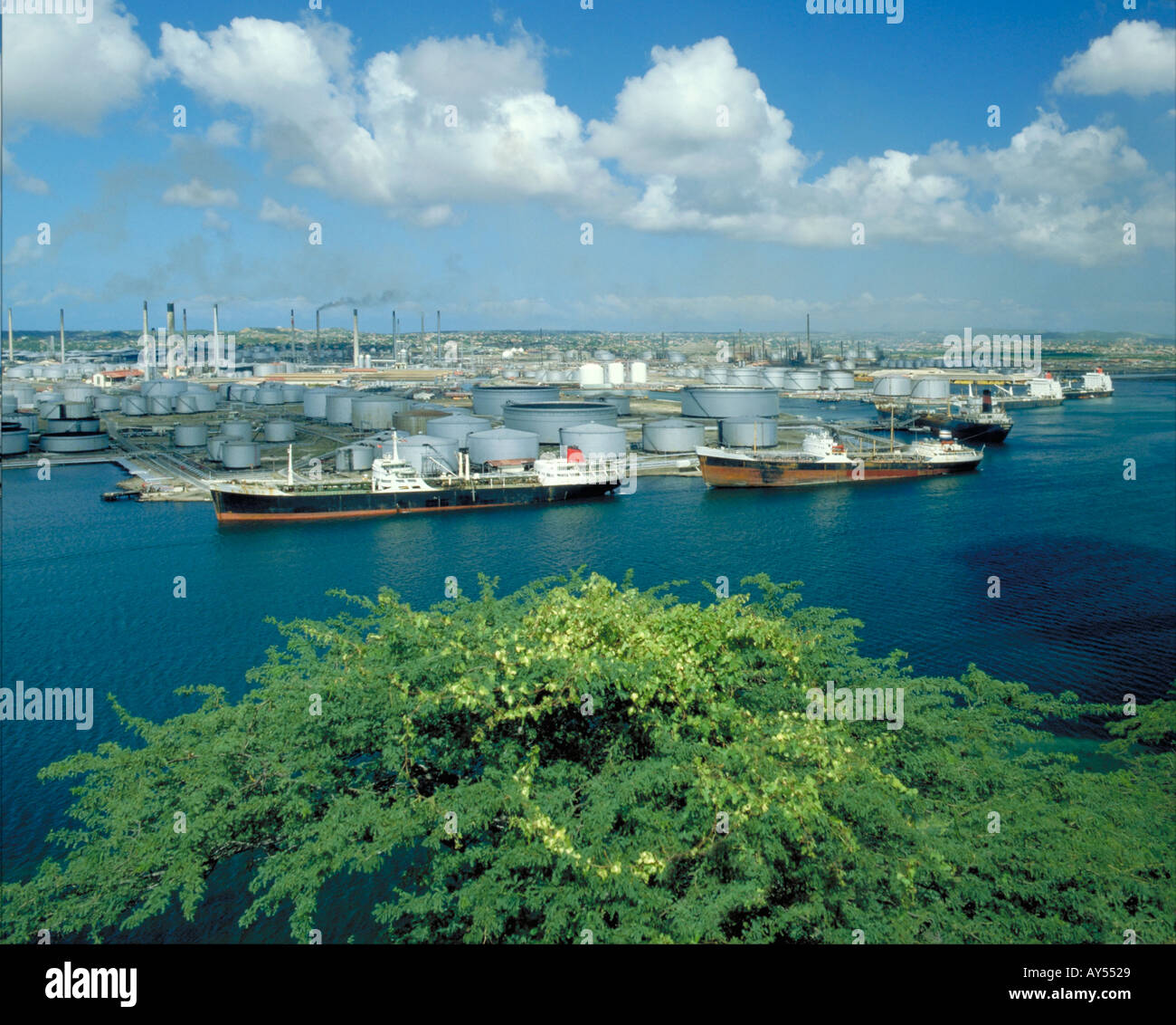 Trade and industry curacao hi-res stock photography and images - Alamy