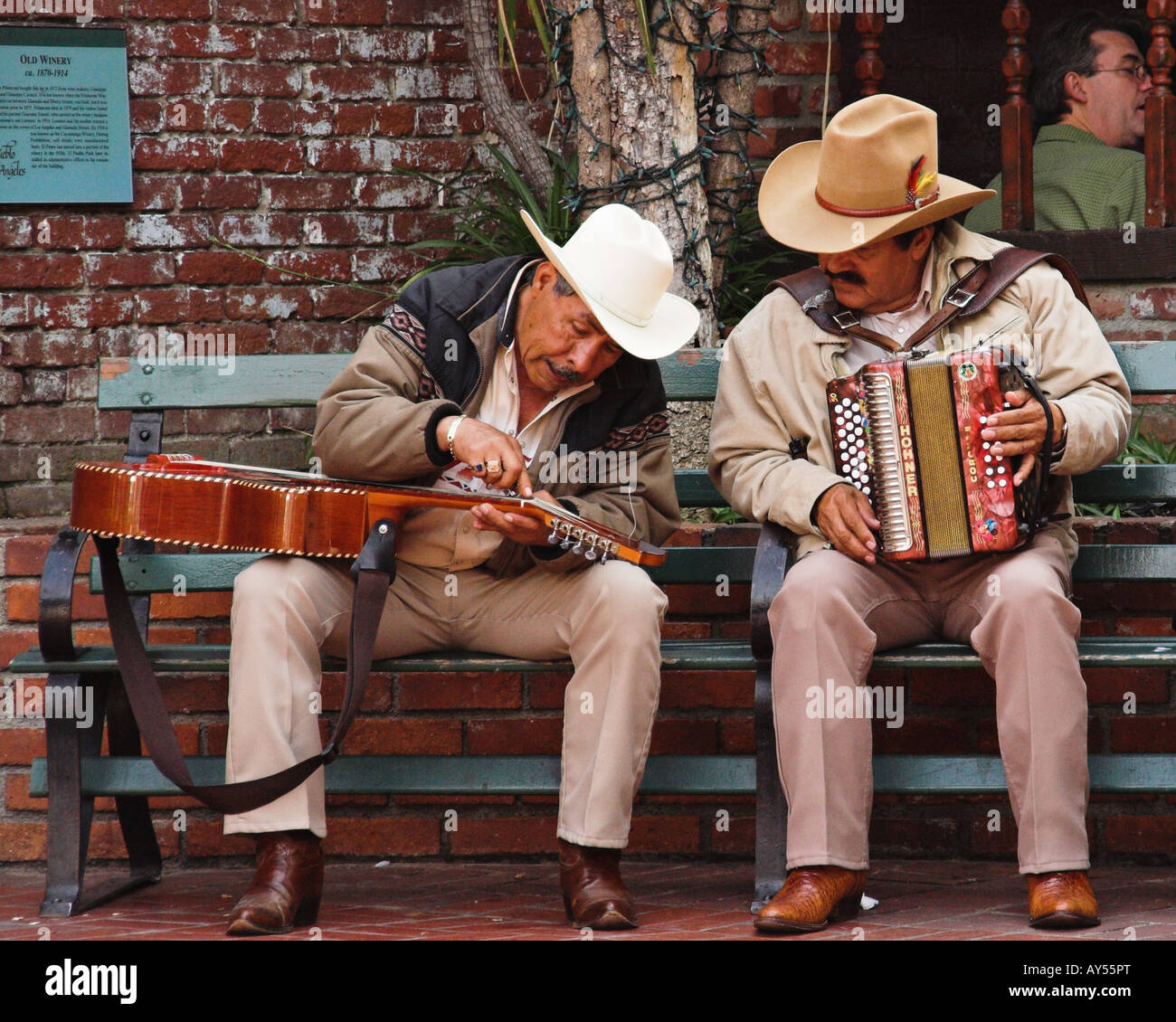 Los mariachis hi-res stock photography and images - Alamy
