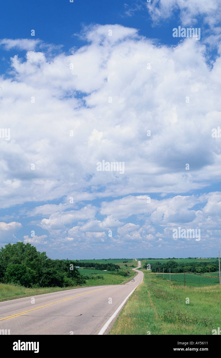 Two lane country road hi-res stock photography and images - Alamy