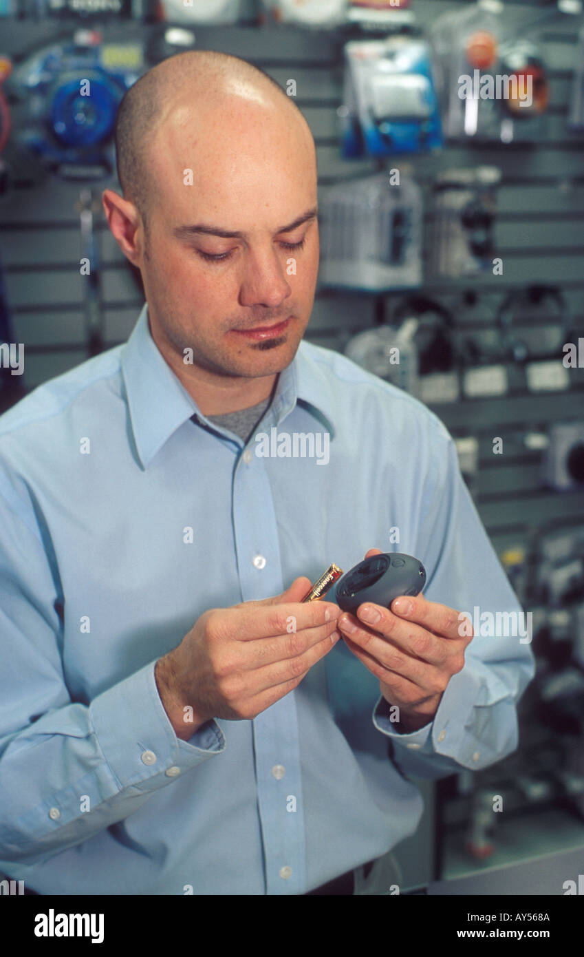 Radio shack hi-res stock photography and images - Alamy