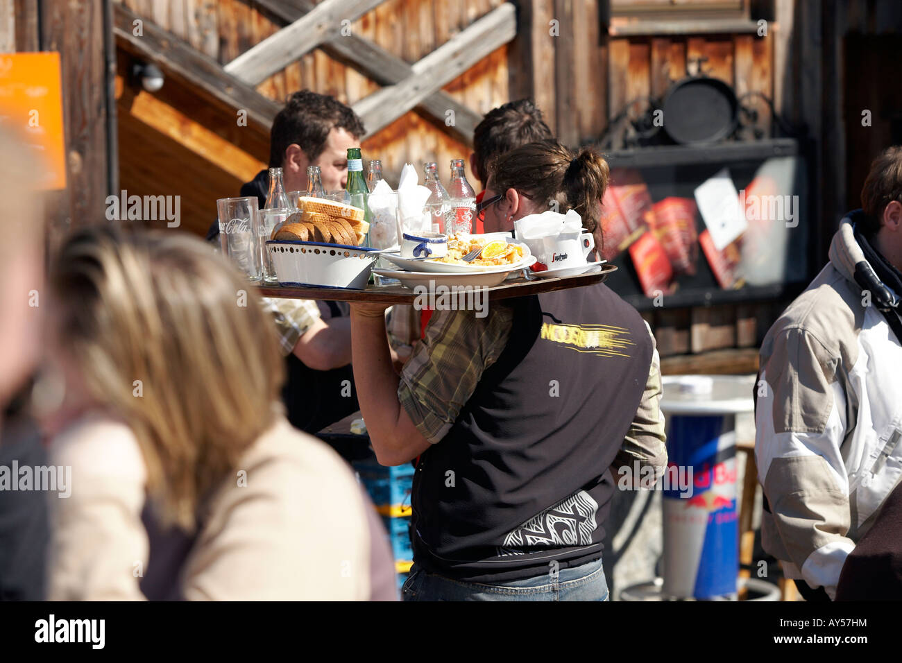 Waiter service at outdoor bar Stock Photo - Alamy