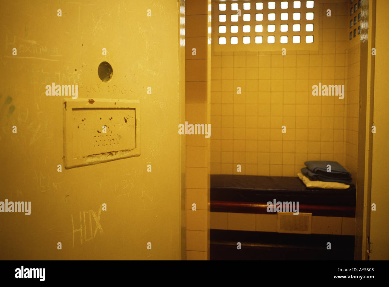 Cell Police Station London sb Stock Photo - Alamy