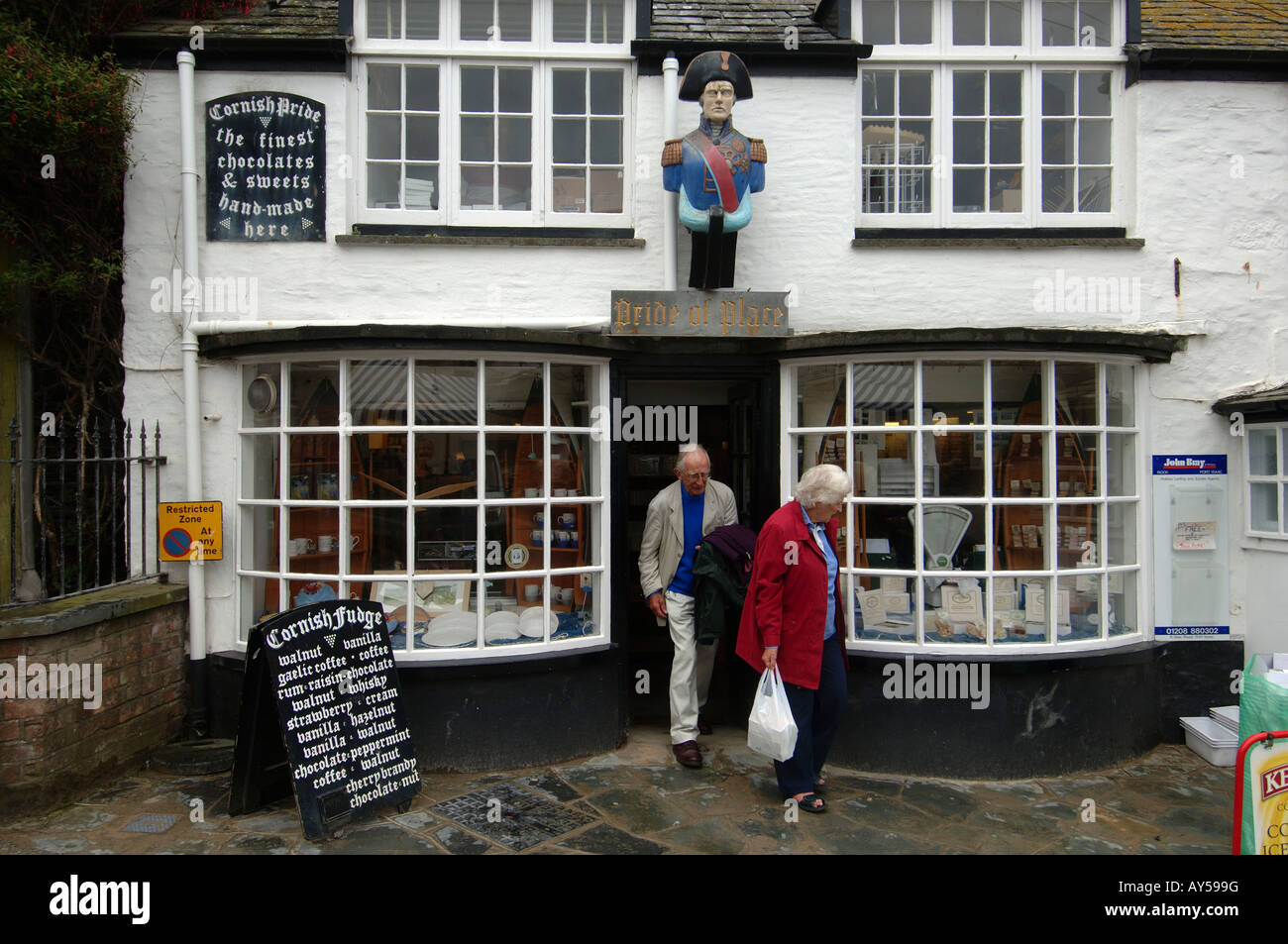 Cornwall Pride of Place cornish fudge store in Port Isaac Stock Photo ...