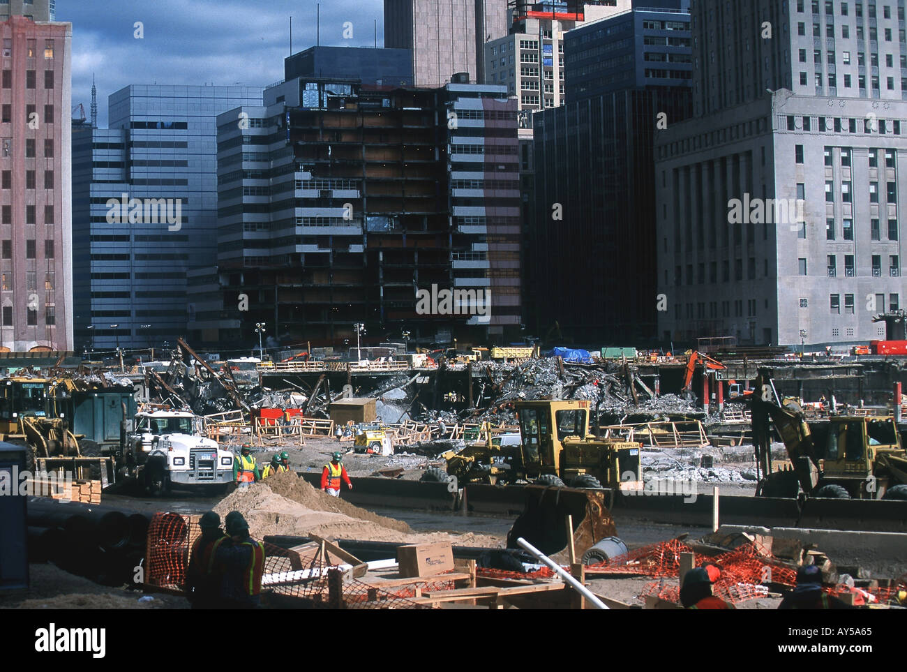 USA New York City 02 2002 Ground Zero hier stand das World Trade Center ...