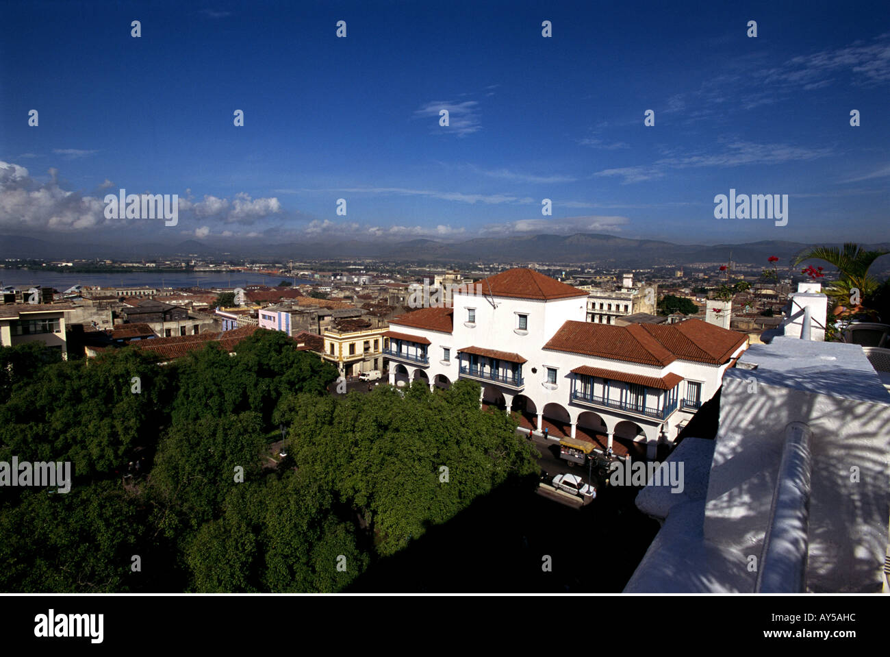 Cuba Santiago Parque de Céspedes Stock Photo - Alamy