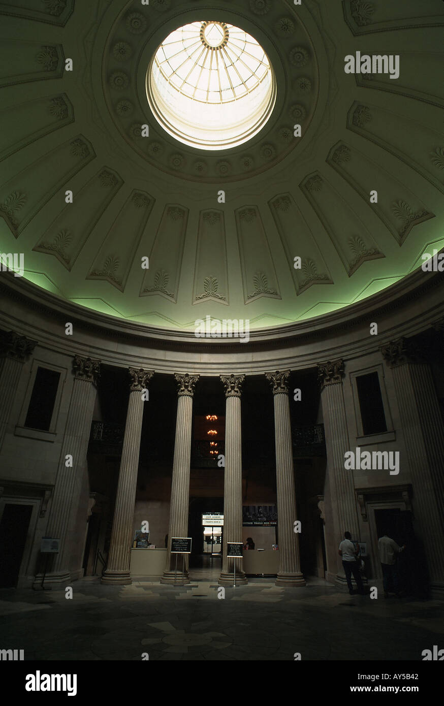 Round the museum rund hi-res stock photography and images - Alamy