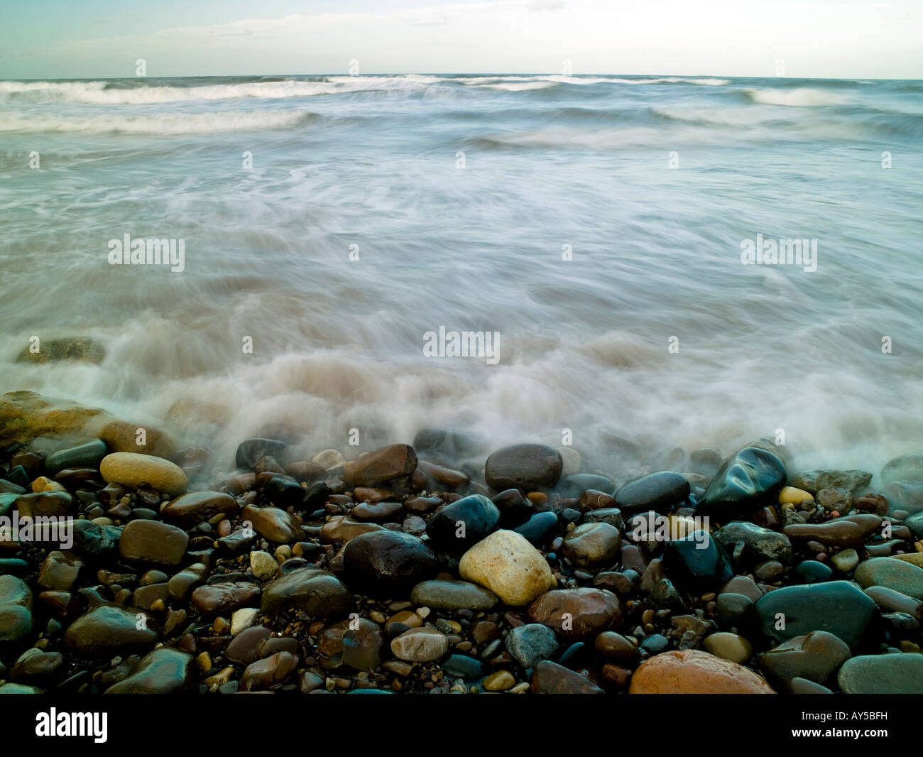 Shingle movement hi-res stock photography and images - Alamy
