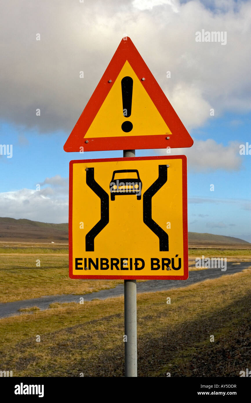 Narrow bridge ahead road sign hi-res stock photography and images - Alamy