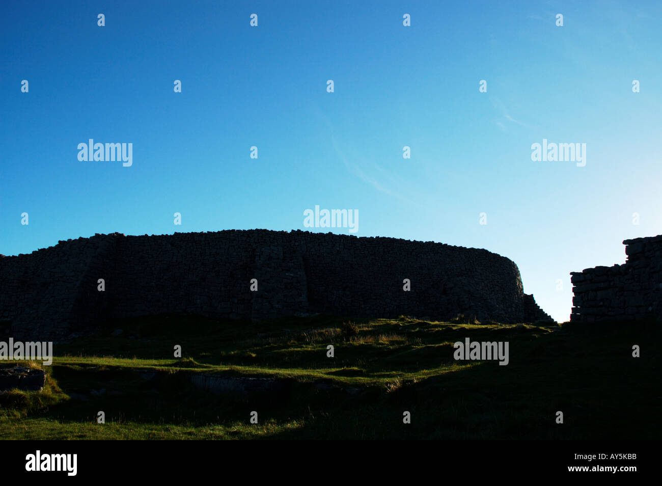 Bronze age stone fort ireland hi-res stock photography and images - Alamy