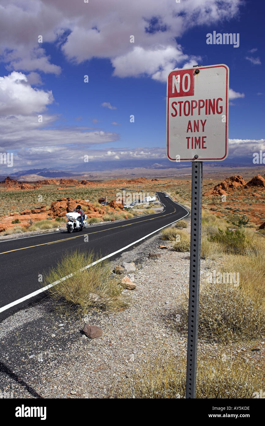 Traffic sign "no stopping" on Route 169 through Valley of Fire state ...