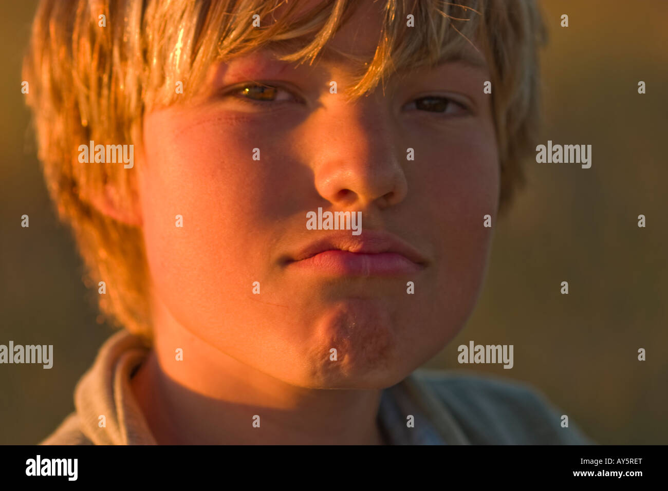 Blonde teen boy head shot hi-res stock photography and images - Alamy